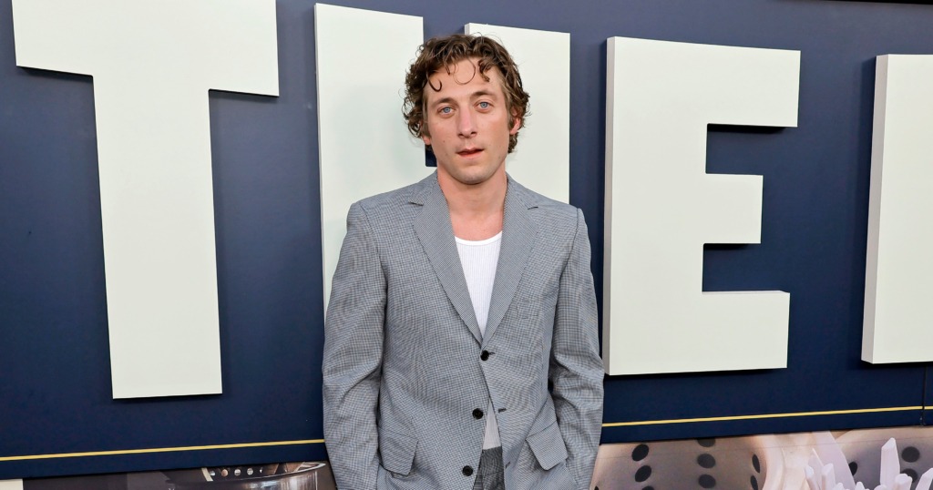 Vemo, kako izgleda Jeremy Allen White kot Bruce Springsteen