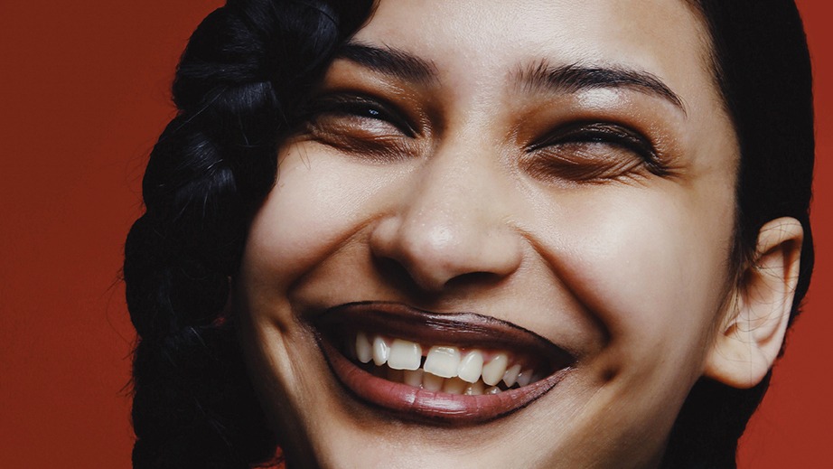 Zlata, Selma, Silvia, Elma su buržujke iz mahale koje kroz život repaju ...