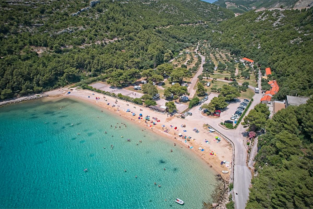Top 7 najljepših plaža na Pelješcu koje morate posjetiti